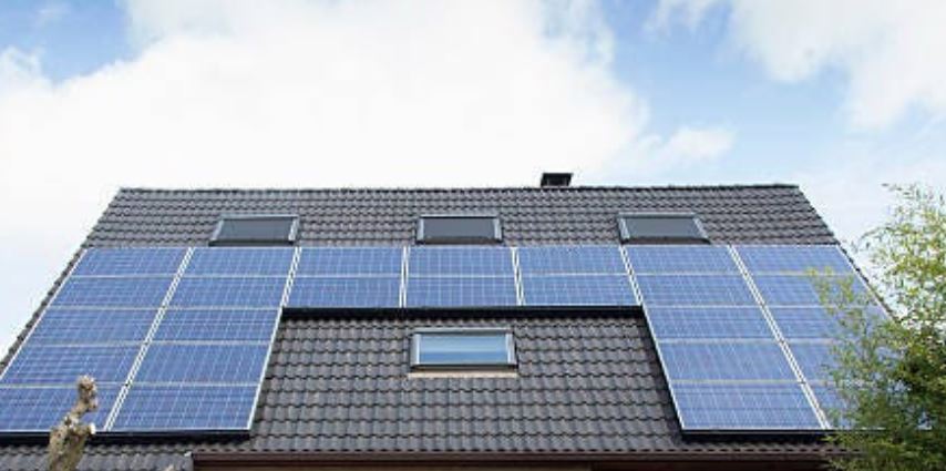 Top 5 Benefits of Switching to Solar Roofing | Roof Evolution